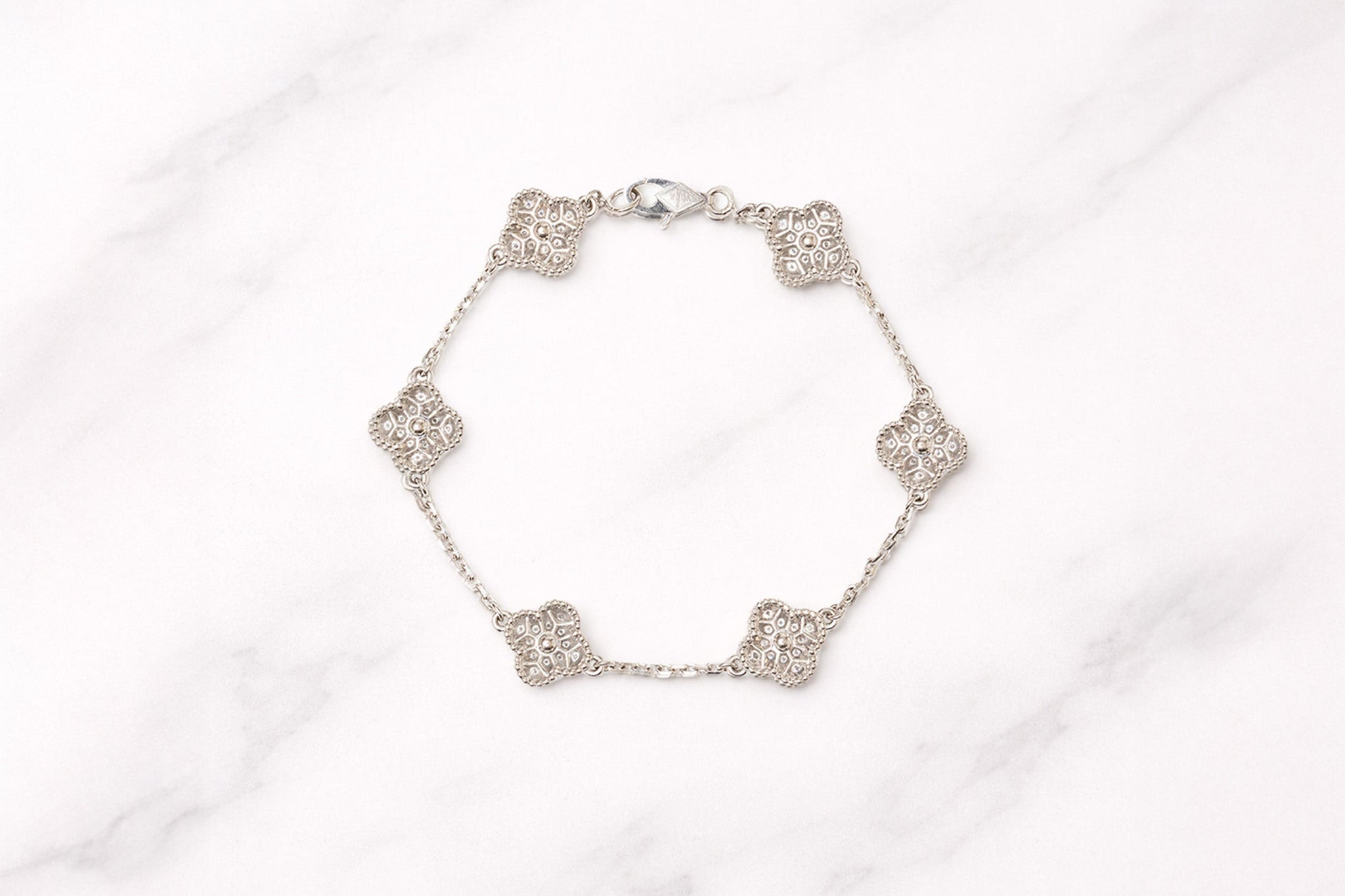 How to Spot Misaligned Motifs in Van Cleef & Arpels Designs