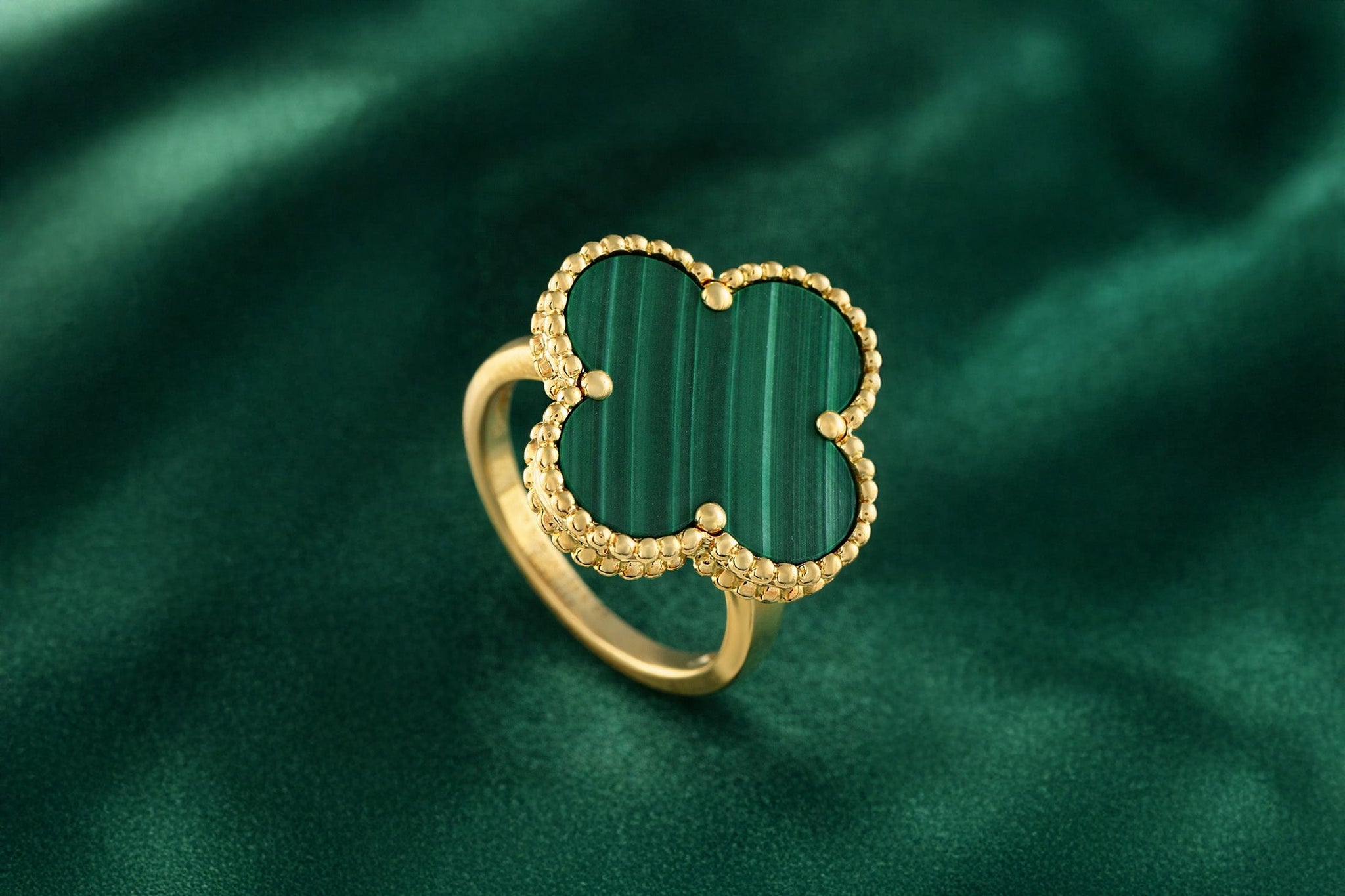 How Storage Conditions Affect Van Cleef & Arpels Stone Integrity