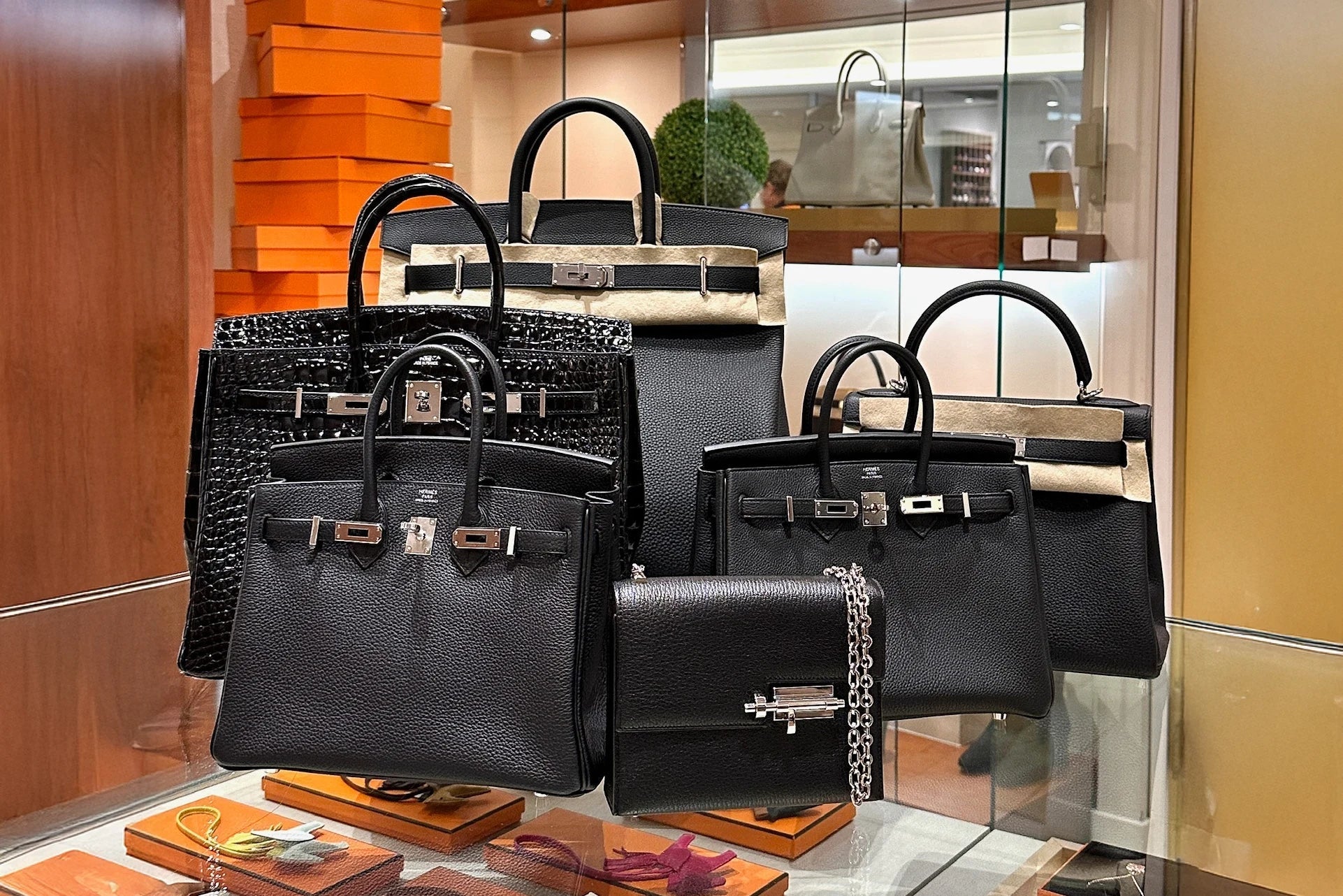 Hermès Bag Sizing Guide: Finding the Perfect Fit